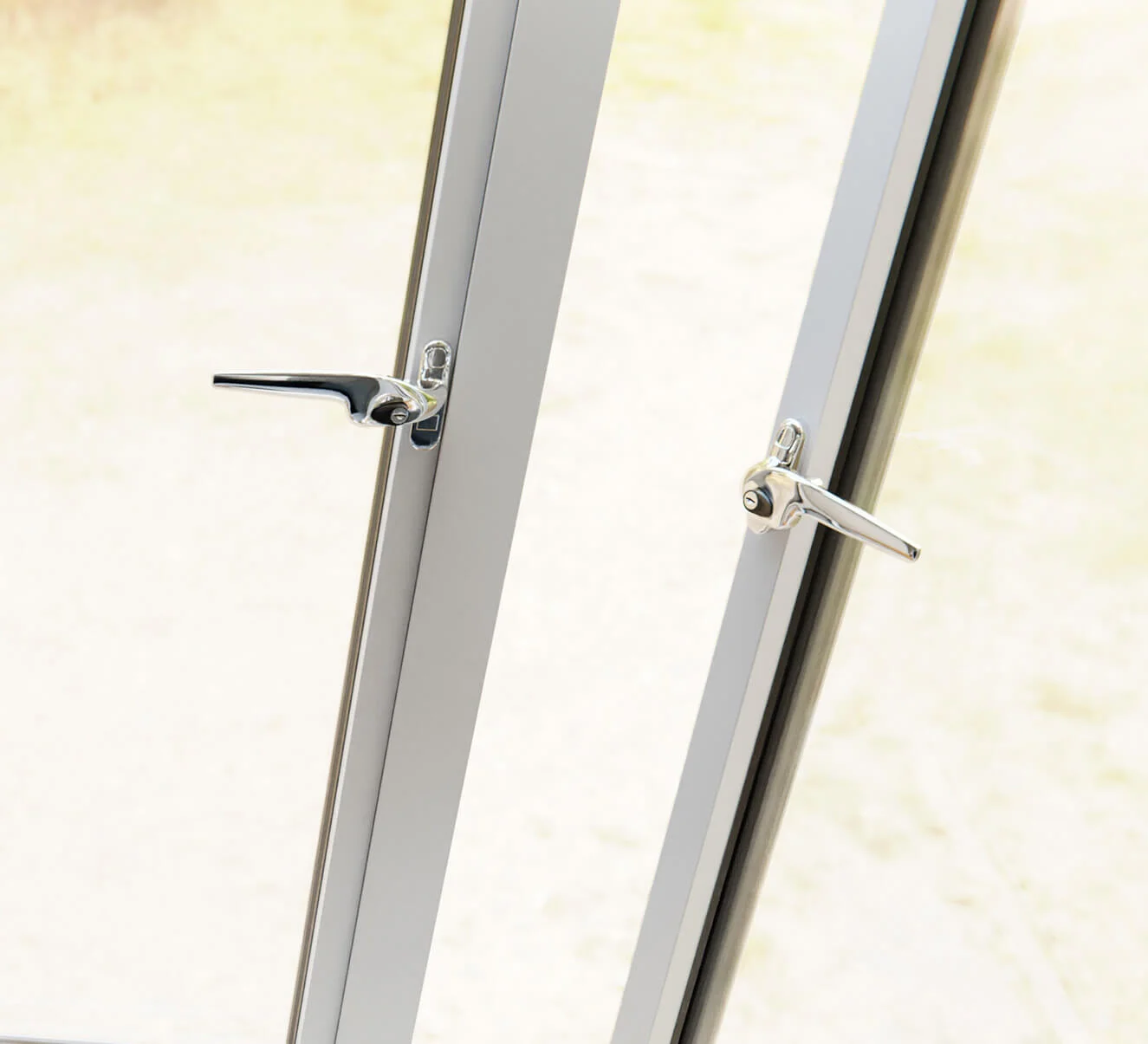 Sheerline Classic Windows | Listers